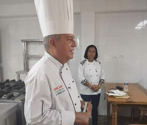Radio Nuevitas - Otorgan a directivo cubano título de Chef de cocina ...