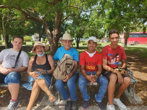 Radio Nuevitas - La literatura llena el mundo de Maura Varona Lazo ...