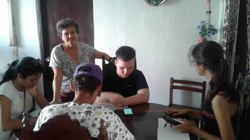 Radio Nuevitas - La literatura llena el mundo de Maura Varona Lazo ...